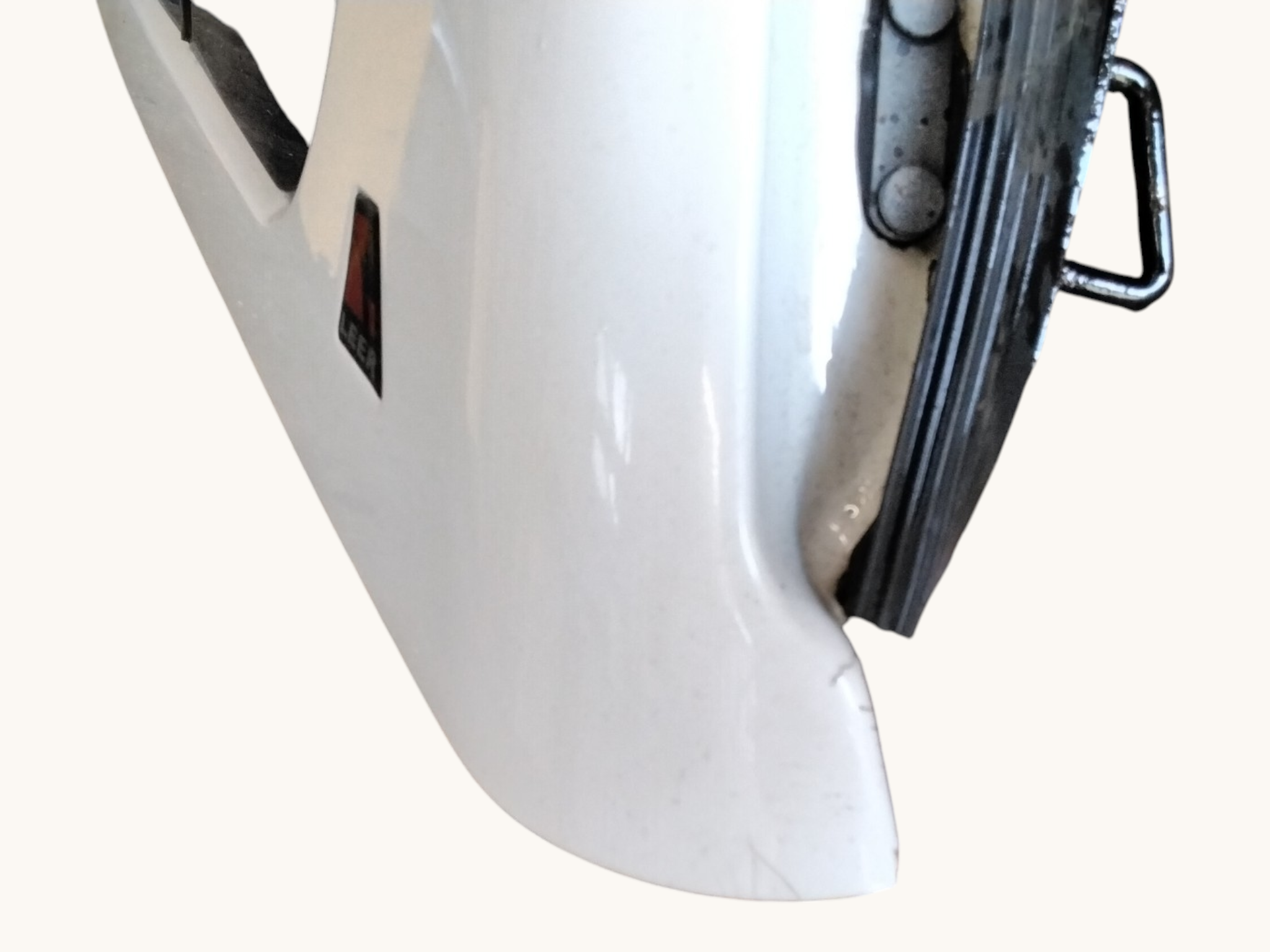2015 - 2020 Ford F150 6'6 YZ White Leer100XL Truck Cap - Windmill Truck ...